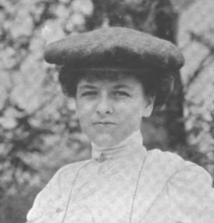 Edwardian Motoring Fashion for Women