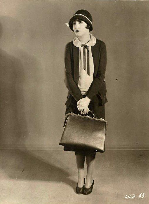 1920s Handbags, Purses, and Shopping Bag Styles