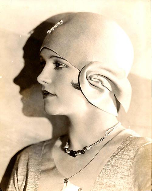 1920s Hat Styles for Women - History Beyond the Cloche Hat