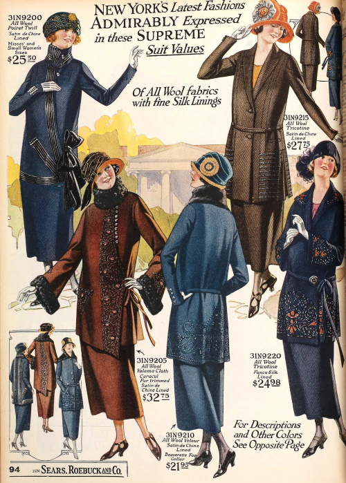 1920s Women's Suits for Travel, Work, & Leisure