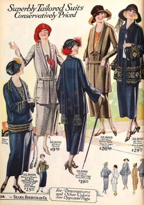 1920s Women's Suits for Travel, Work, & Leisure