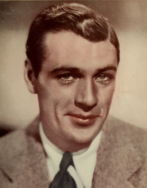 1930s Men's Hairstyles, Mustaches, and Grooming Trends