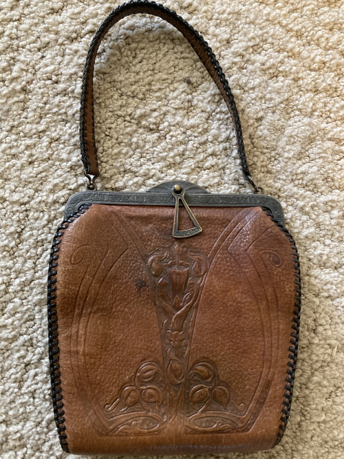 1920s Handbags, Purses, and Shopping Bag Styles