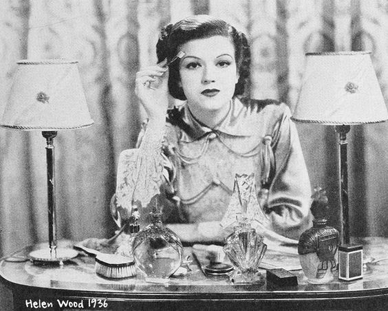 Simple, Natural 1930s Makeup Guide