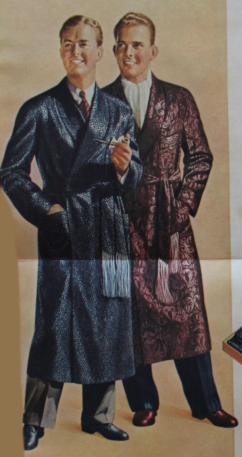 1930s Men's Pajamas, Robes, Smoking Jackets History
