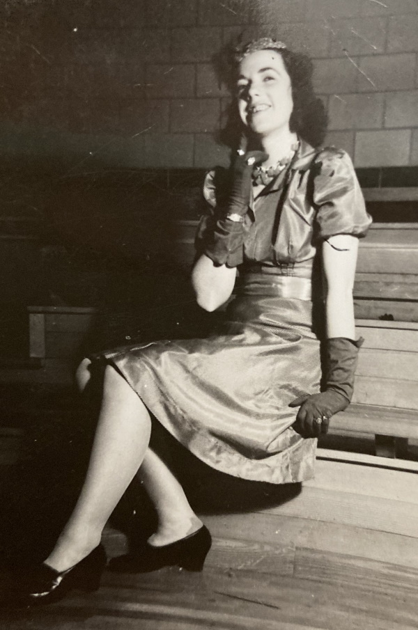 1940s Cocktail Dress, Party Dress History and Guide