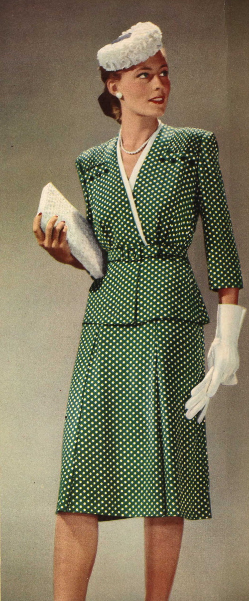 Vintage 1940s Dress Styles: Classic 40s Dresses