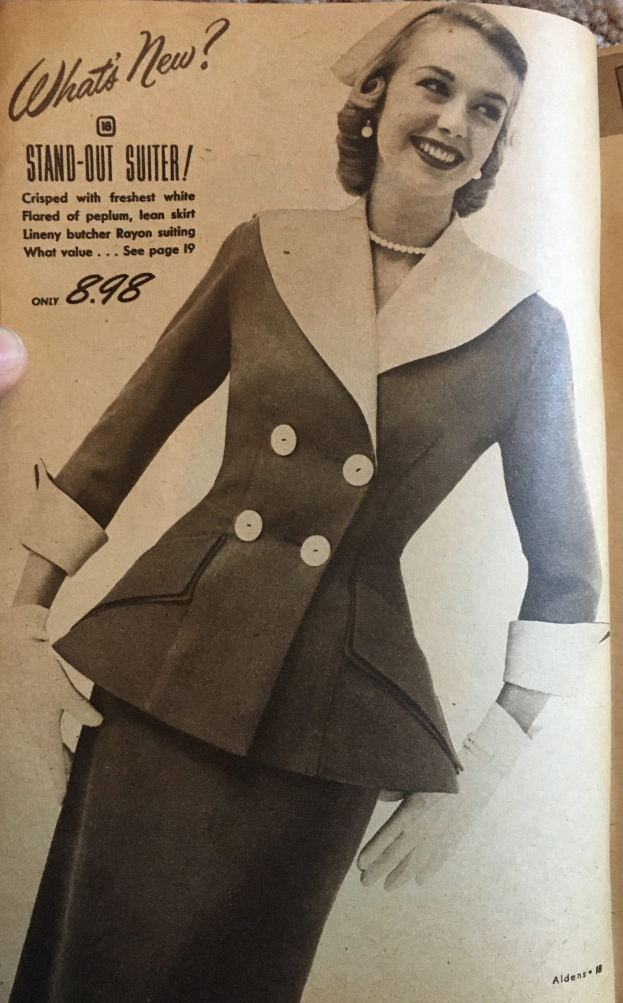 1950s Womens Suits History and Pictures