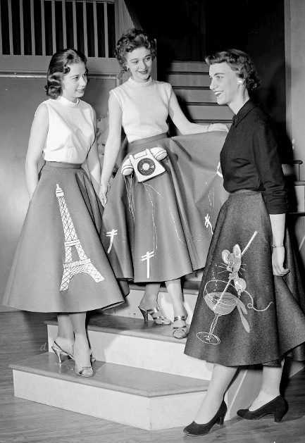 Vintage Skirts - Pictures from 1900 to 1950s