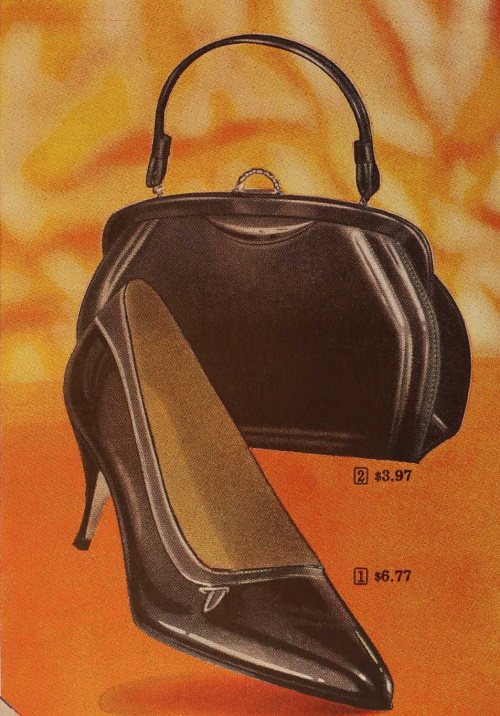 1960s Handbags and Purse History