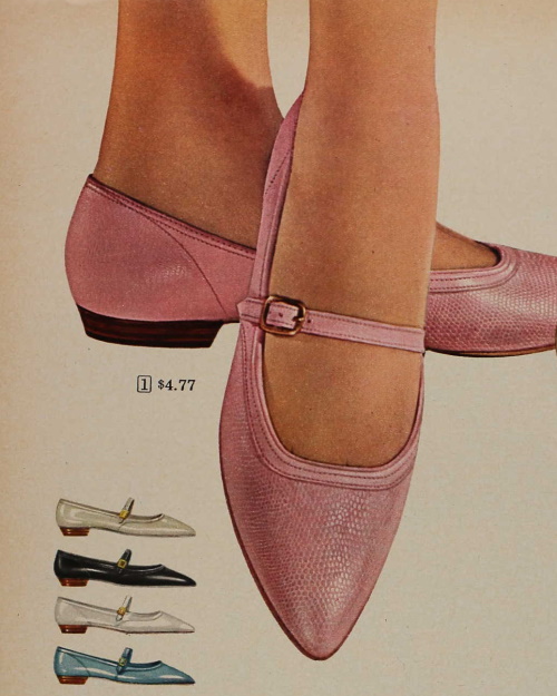 1960s Shoes: 8 Popular Shoe Styles