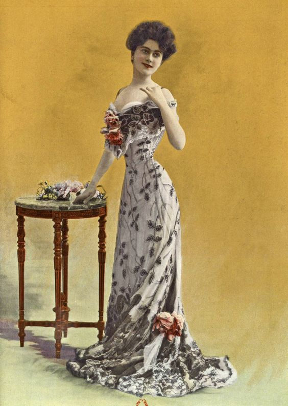 Edwardian Evening Dress History | Ballgowns, Dinner Dress