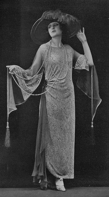 1923 Fashions for Women and Men