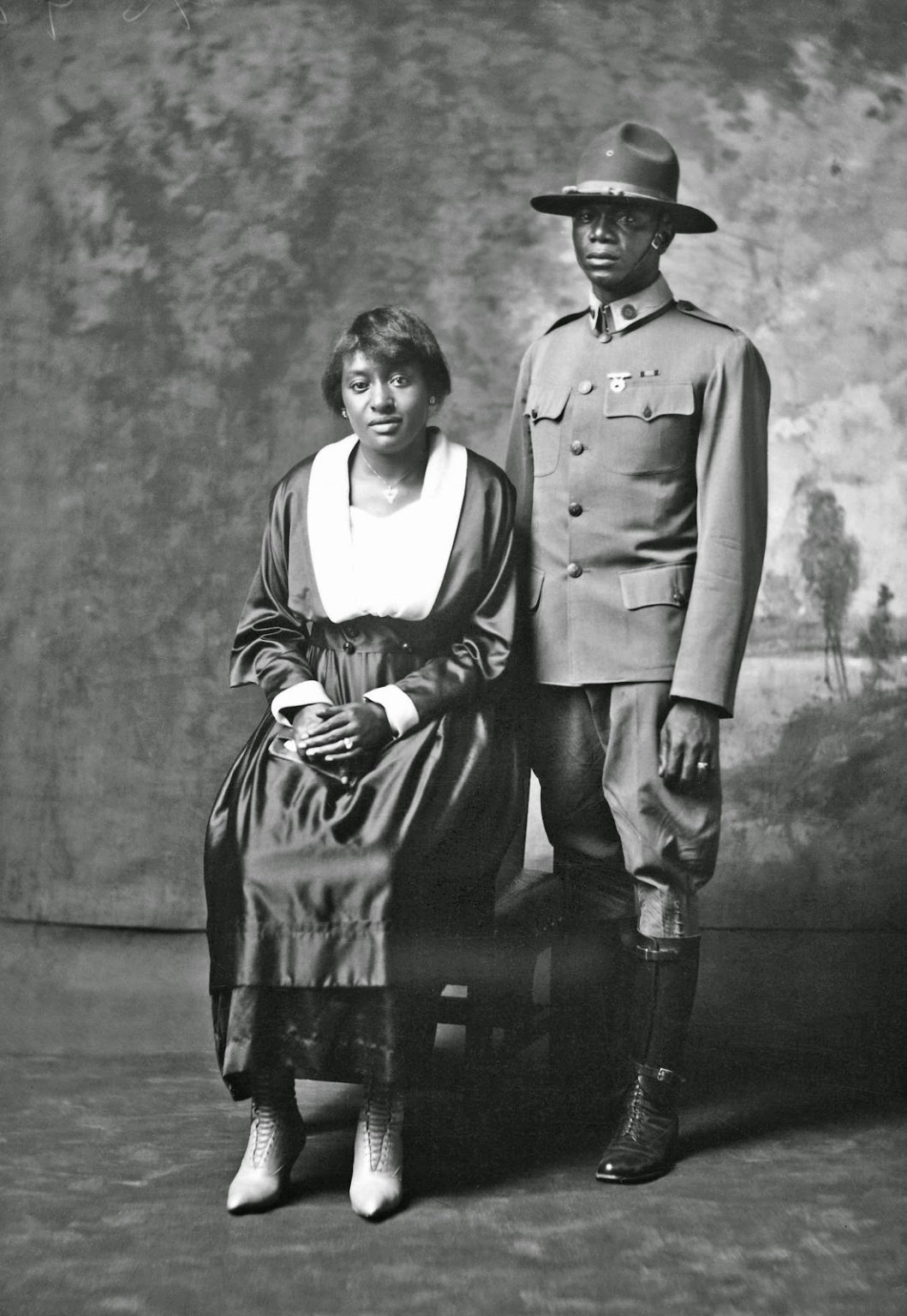 Fashion in 1918 - Women and Men During WWI