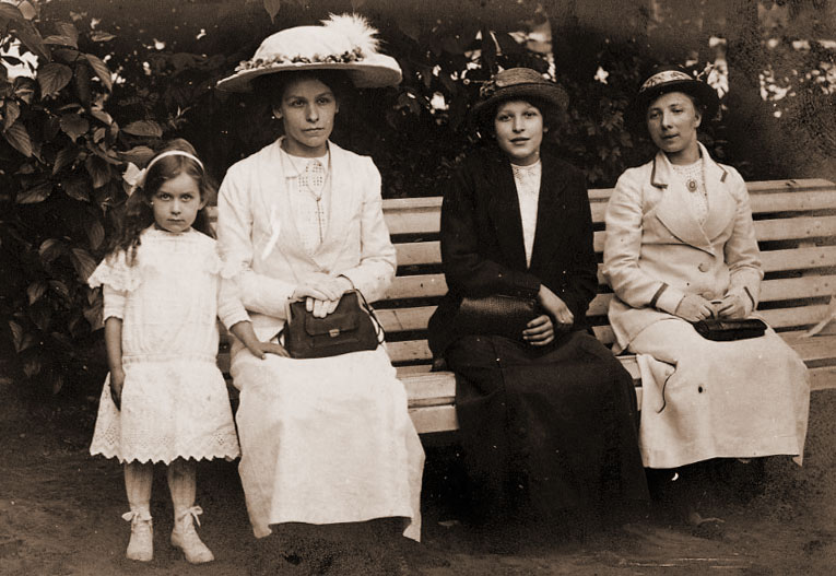 Edwardian Handbags, Purses History 1900 - 1910s