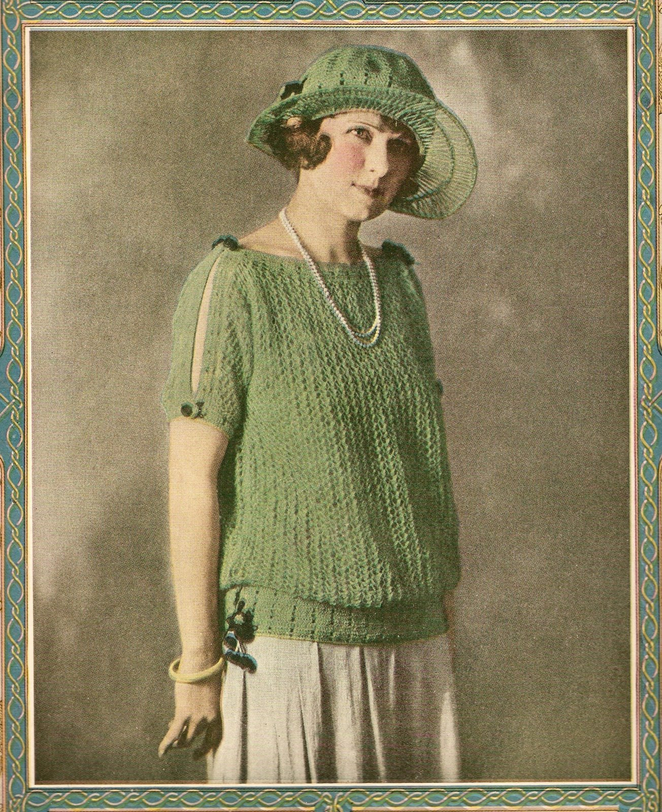 Ladies' Colorful 1920s Sweaters and Cardigans History